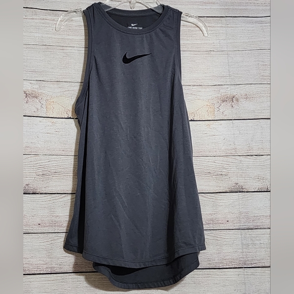 Nike | Tops | 32 Nike Muscle Tank Top Gray Velvet Logo Run Gym Workout ...